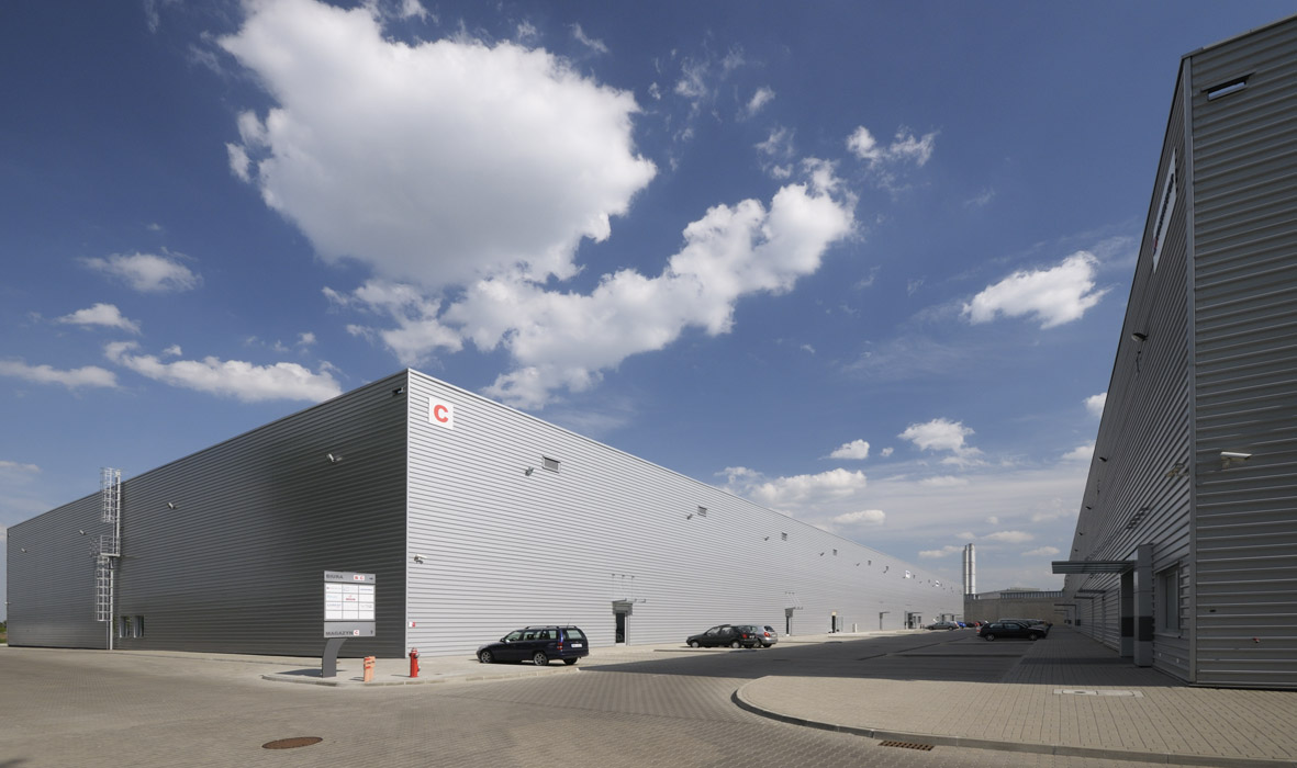 Nowy najemca w parku Segro Business Park Warsaw w Żeraniu - DF Express